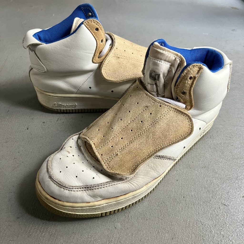 BLUE ROOM ARCHIVE - blue room